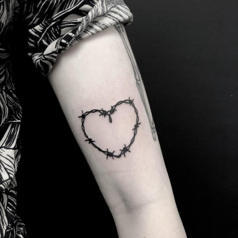 Heart Tattoos for Women: 10+ Stunning Ideas